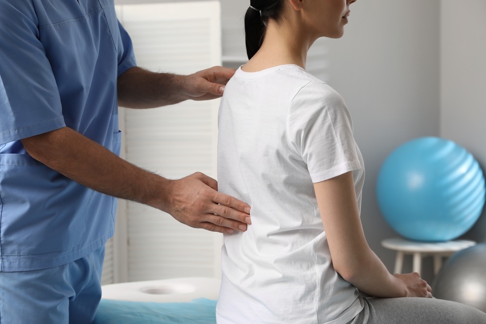 The Difference Between Traction and Spinal Decompression?
